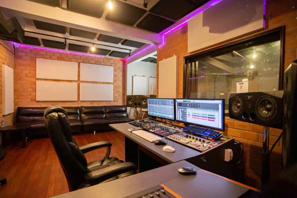 STUDIOS – DBS Studios