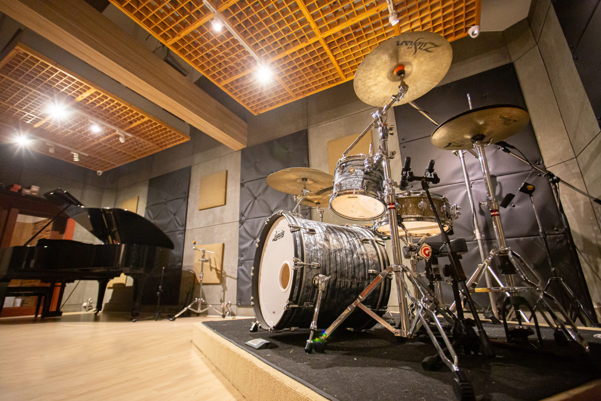 DBS Studios – DBS studios is a soup of nuts for full-service music and ...